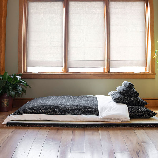 Japanese Bedding Bundle: Kanji Black | J-Life – J-Life International